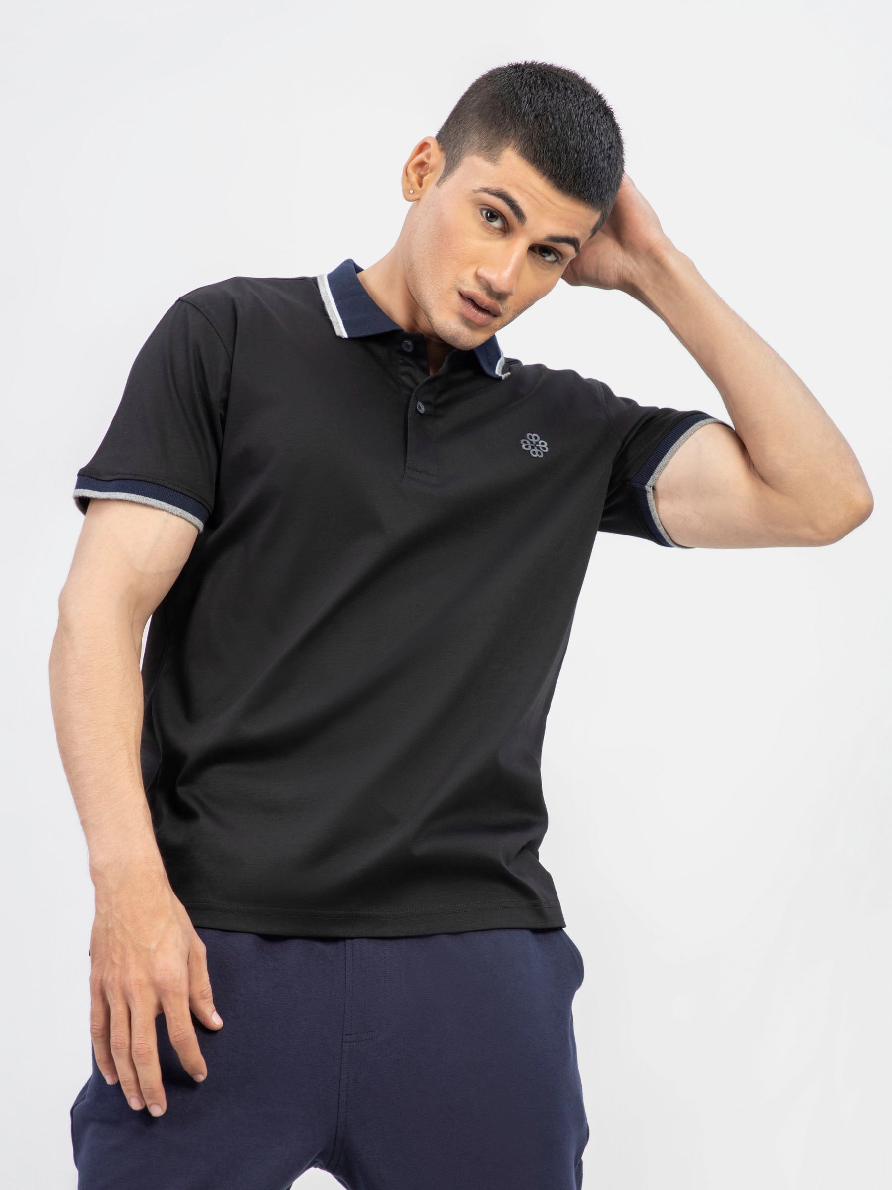 Black Interlock Polo With Contrasting Navy Collar – Brumano