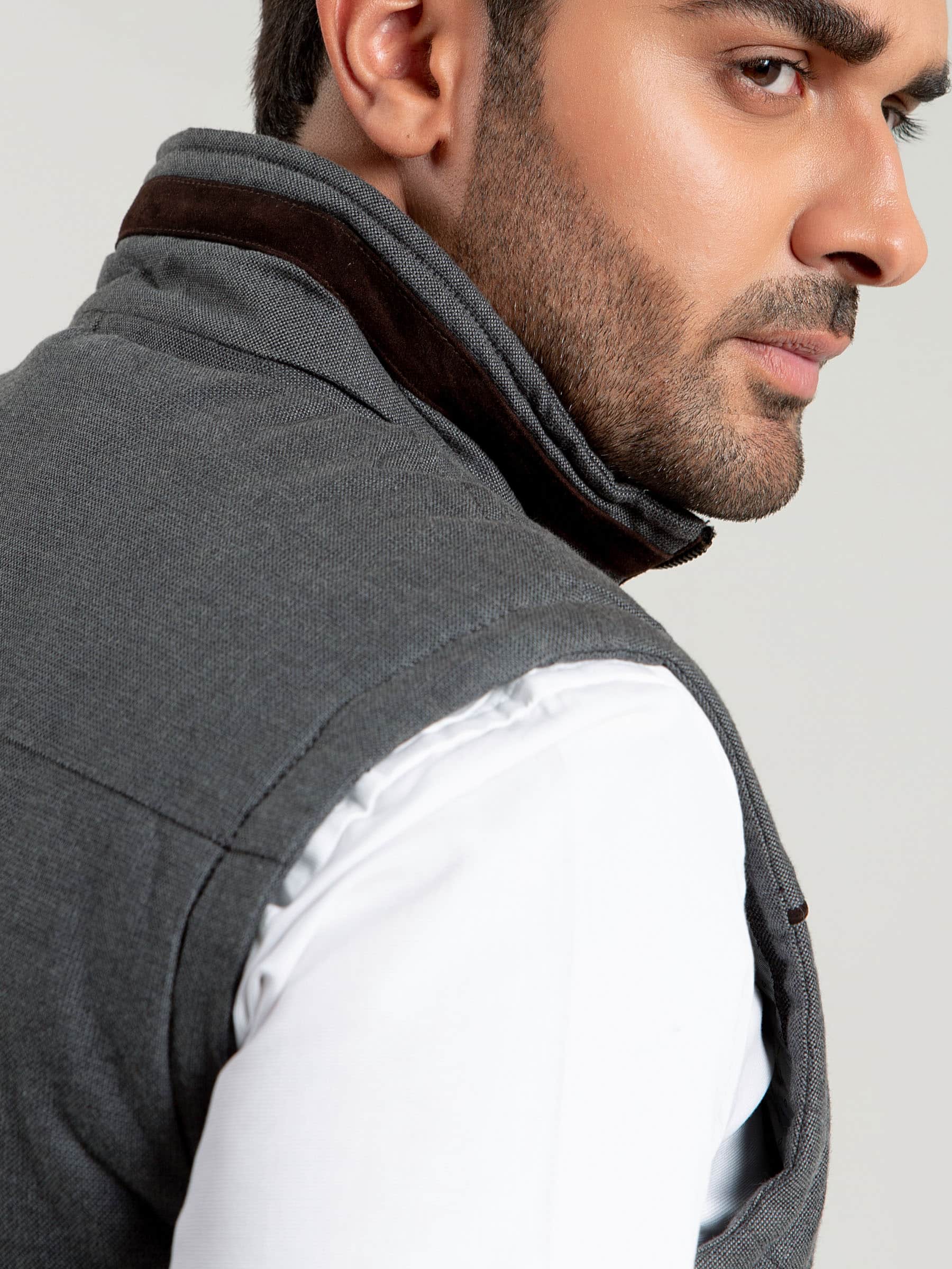 Grey Structured Quilted Sleeveless Jacket – Brumano